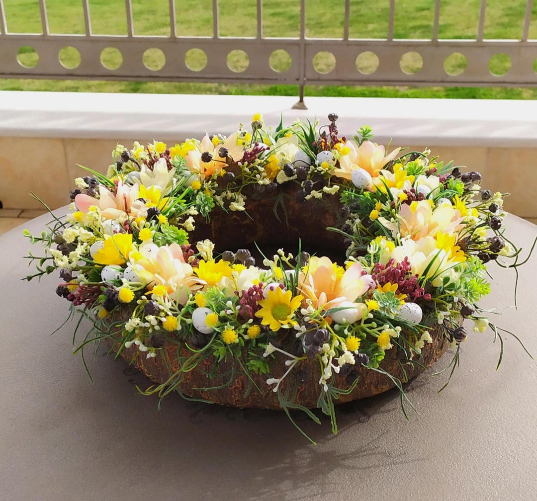 Easter Centerpiece/easter Table Wreath/easter Flowers Arrangement ...