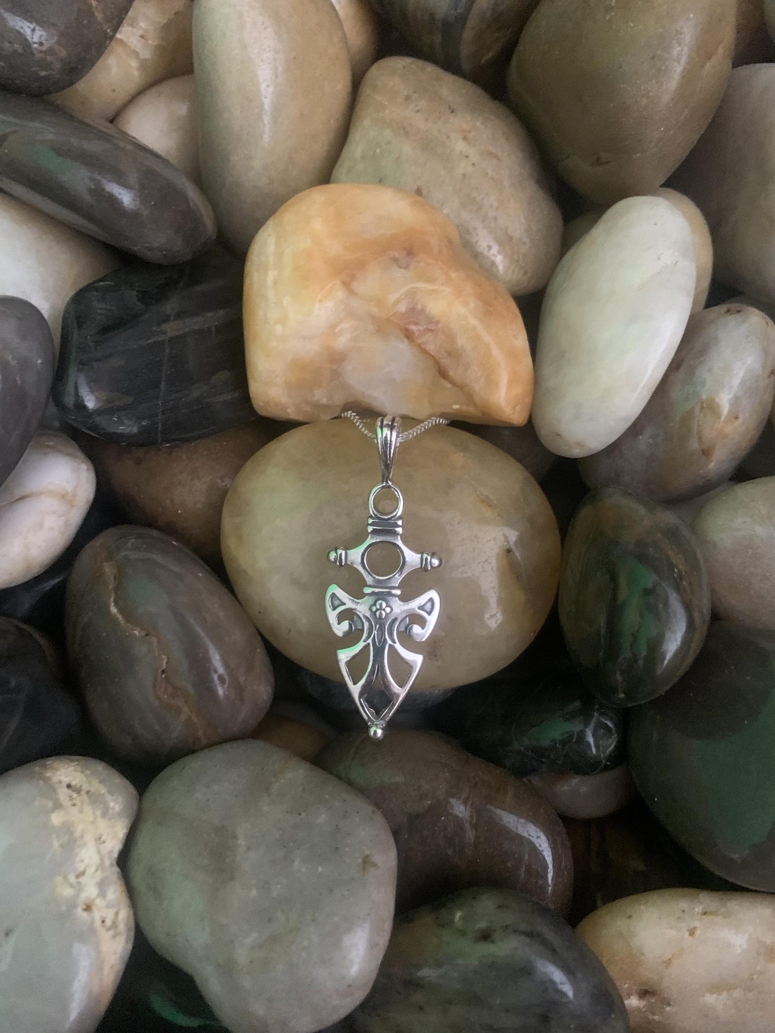 Shield of Destiny Celtic Sterling Silver Pendant With 18 Inch Chain ...