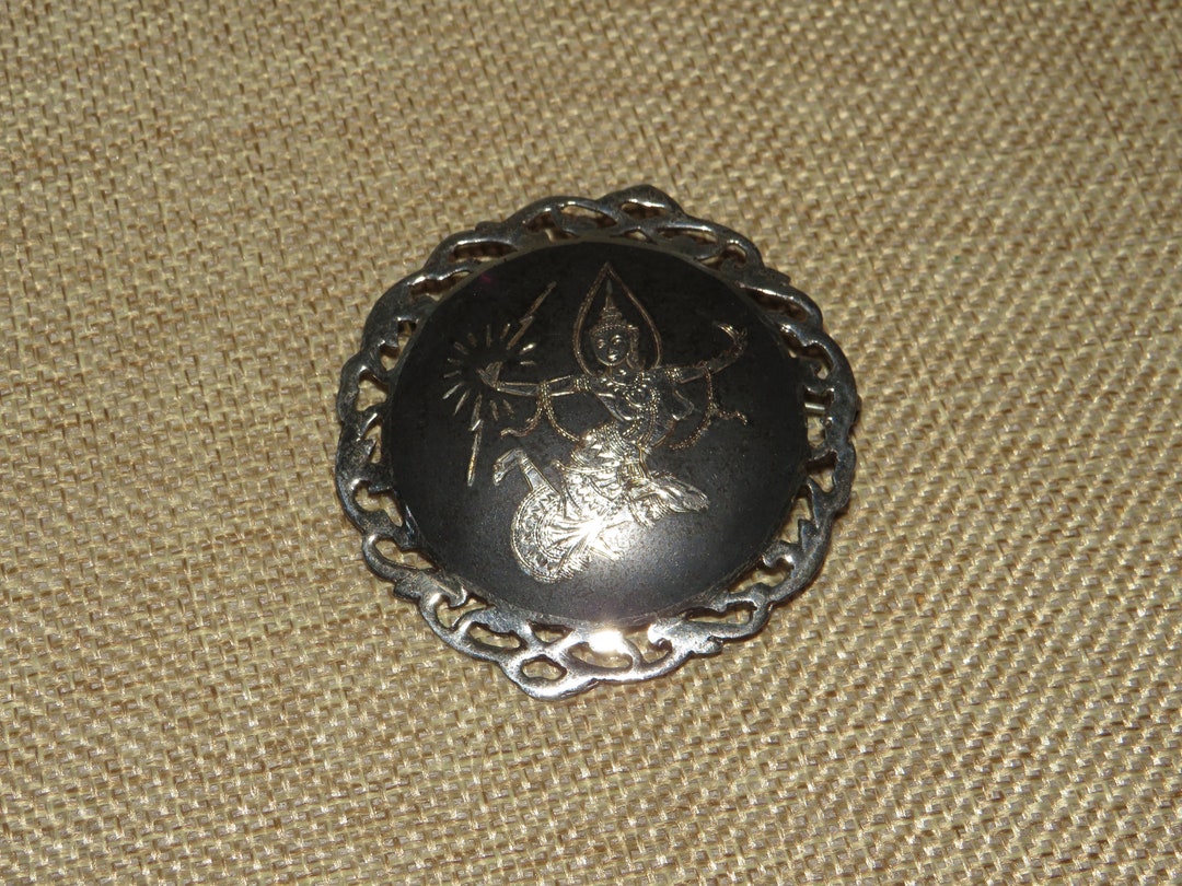 Vintage Siam Sterling Silver Round Pin Brooch - Etsy