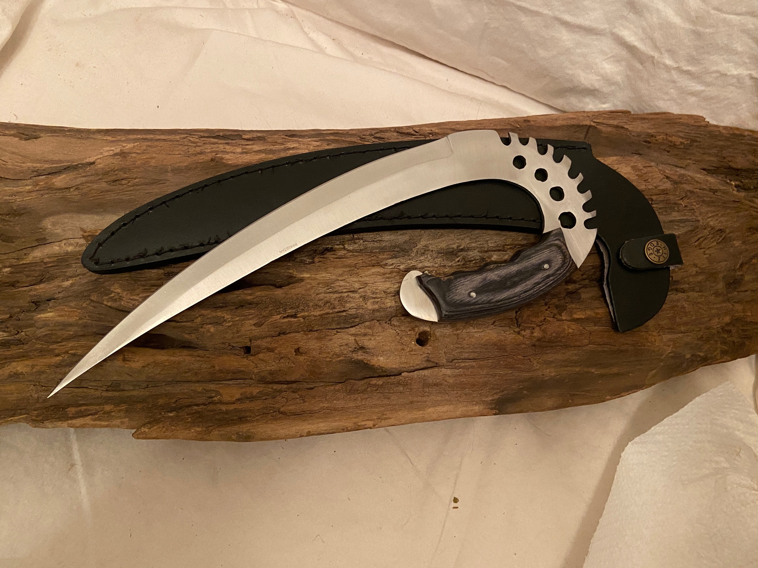 Ulak Blades Discounted | www.oceanproperty.co.th