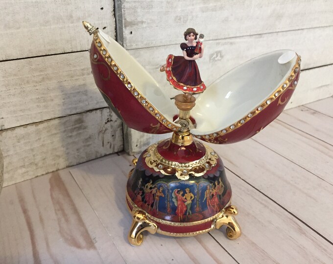 Clara and the Nutcracker Hand Painted Musical Egg. Collectible Egg ...