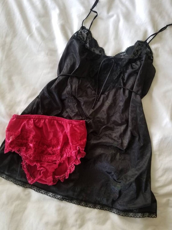 Sale Vintage lingerie set Vassarette small black red … - Gem