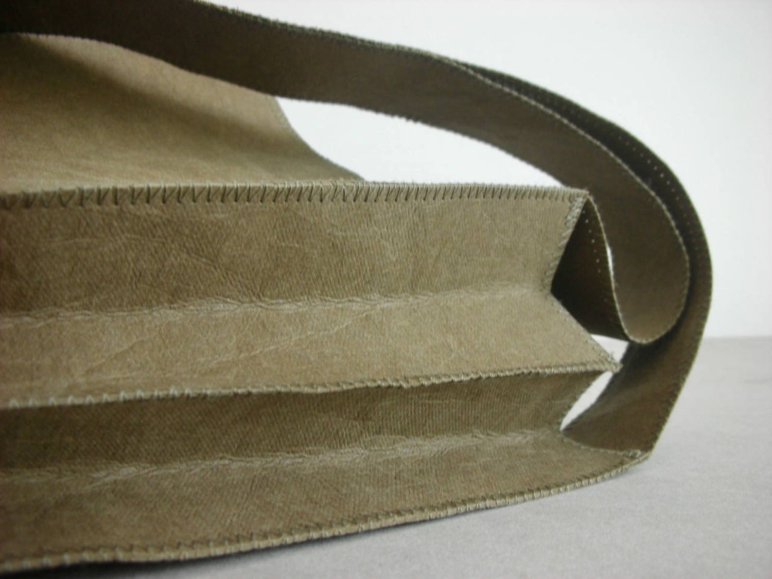 Vegan Unisex Shoulder Bag, Washable Paper, Snappap, Leather-like Paper ...