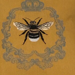 Queen Bee Embroidered Cushion Cover 12 14 16 18 - Etsy