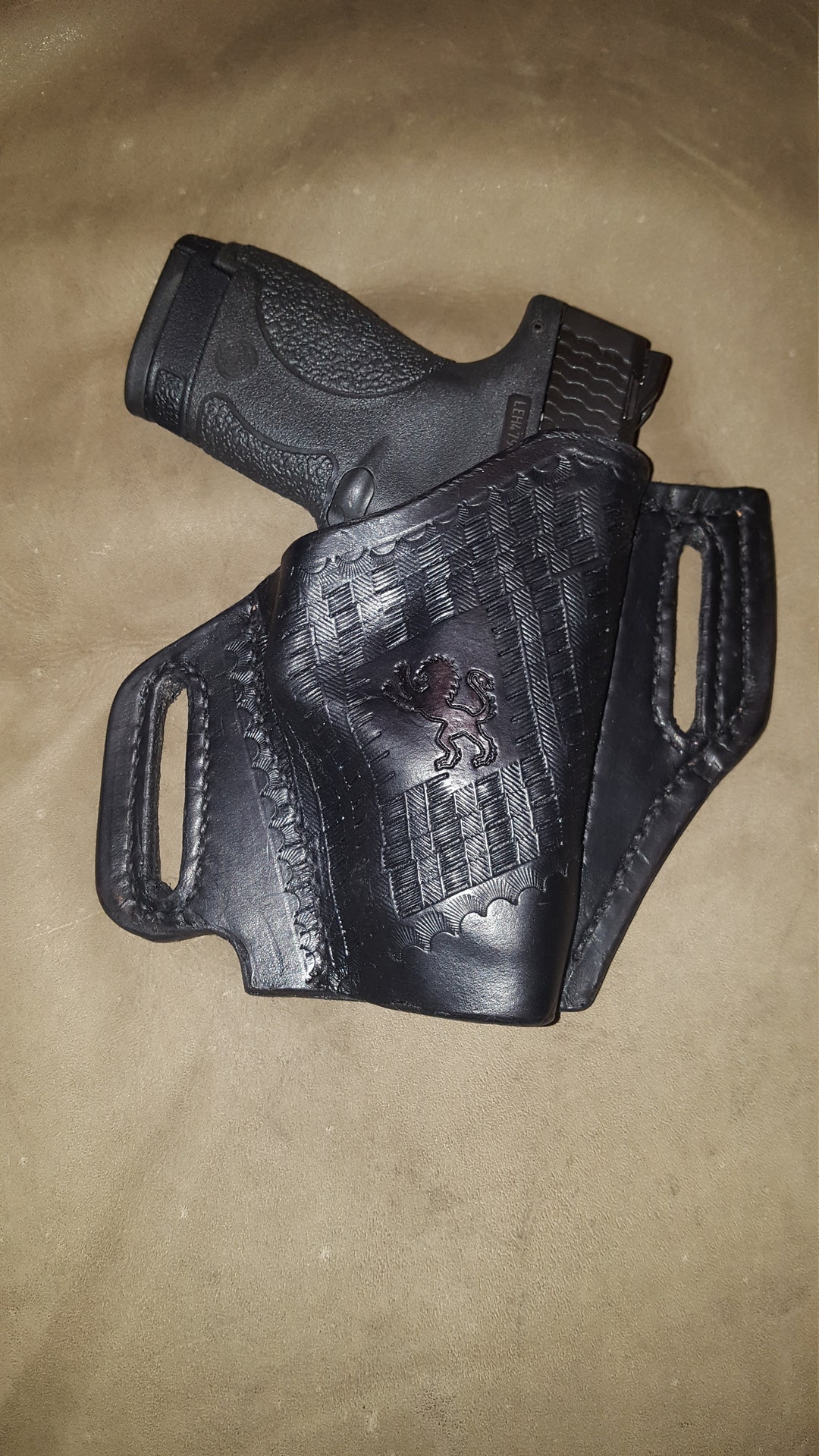 Custom Made Leather Holster // Family Crest // Outside the Waistband - Etsy