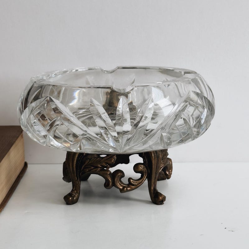 Ashtray Stand Cast - Etsy