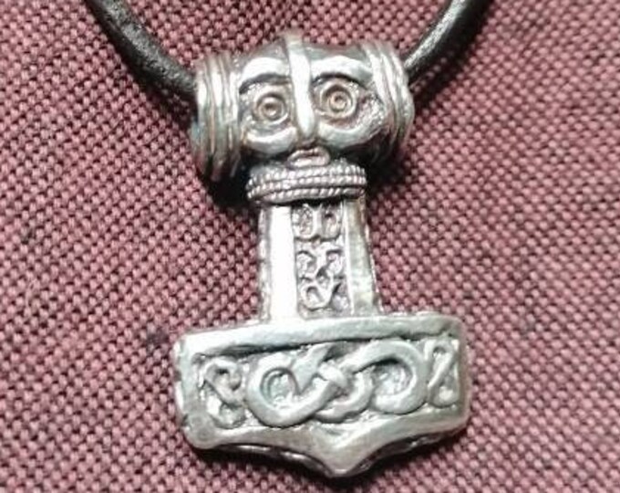 Ödeshög Mjolnir / Thor's Hammer Pendant in Red Bronze - Etsy UK