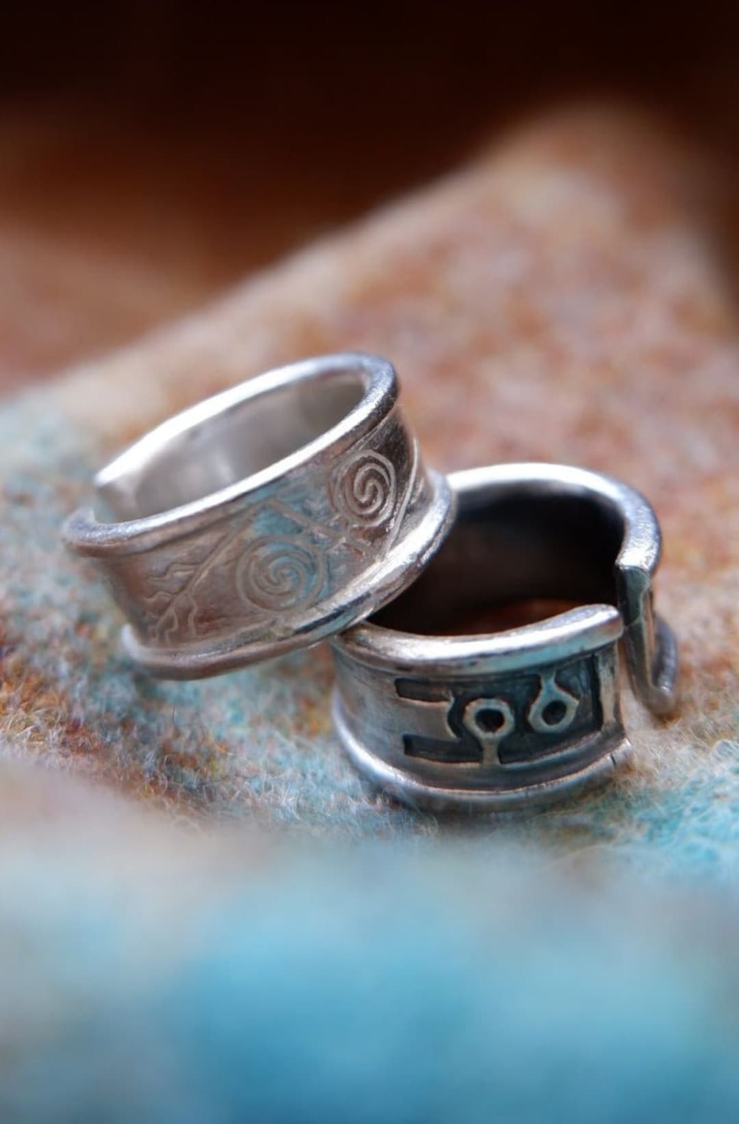 Small Pictish Pennanular Ring - Etsy