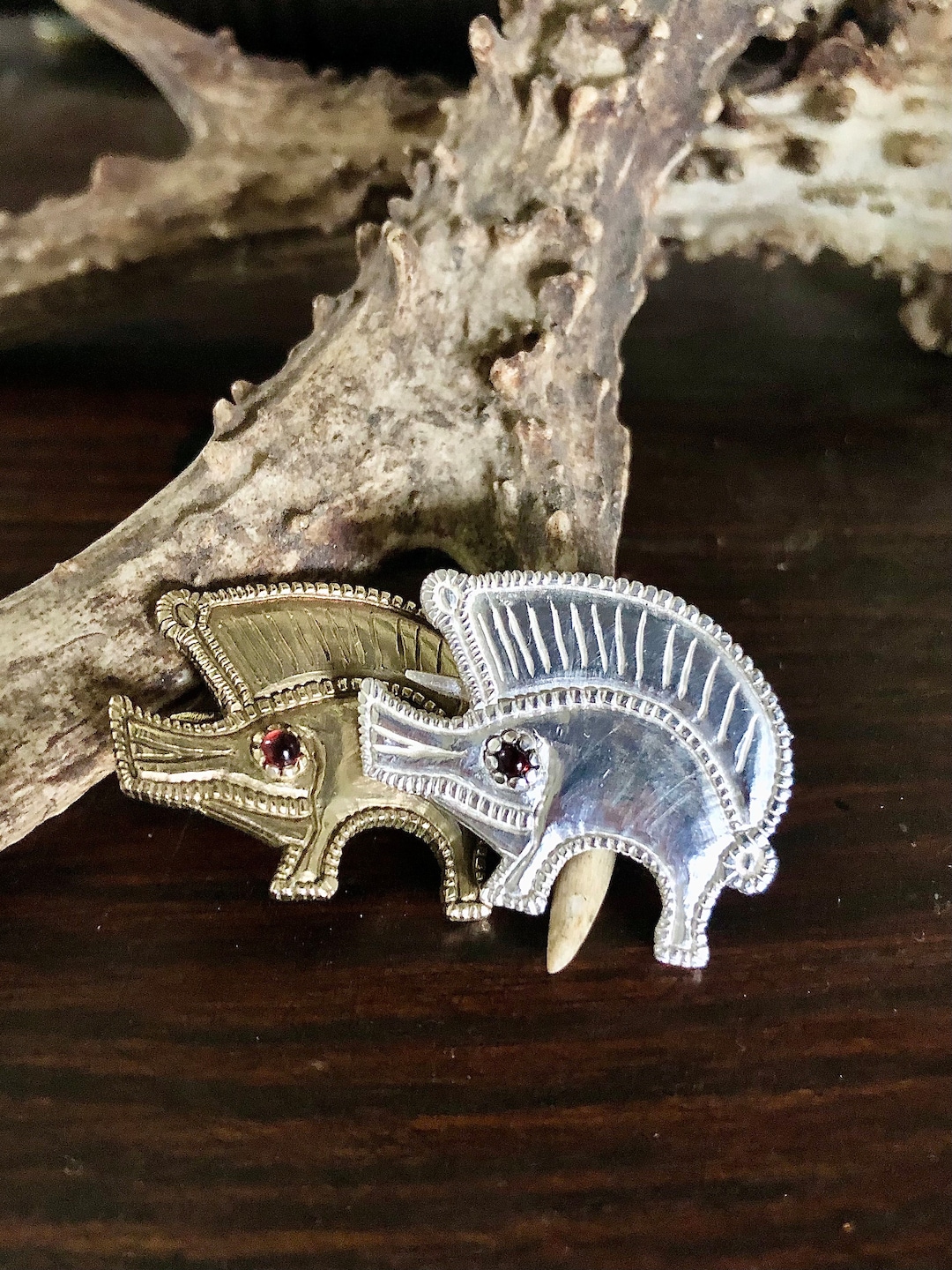 Anglo Saxon Boar Brooch in Silver or Bronze With Garnet - Etsy