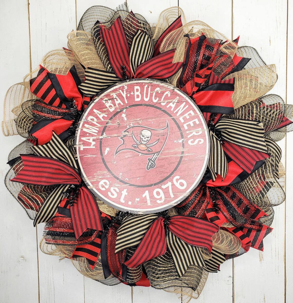 Tampa Bay Buccaneers Wreath, Deco Mesh, Sports Fan Door Decor - Etsy