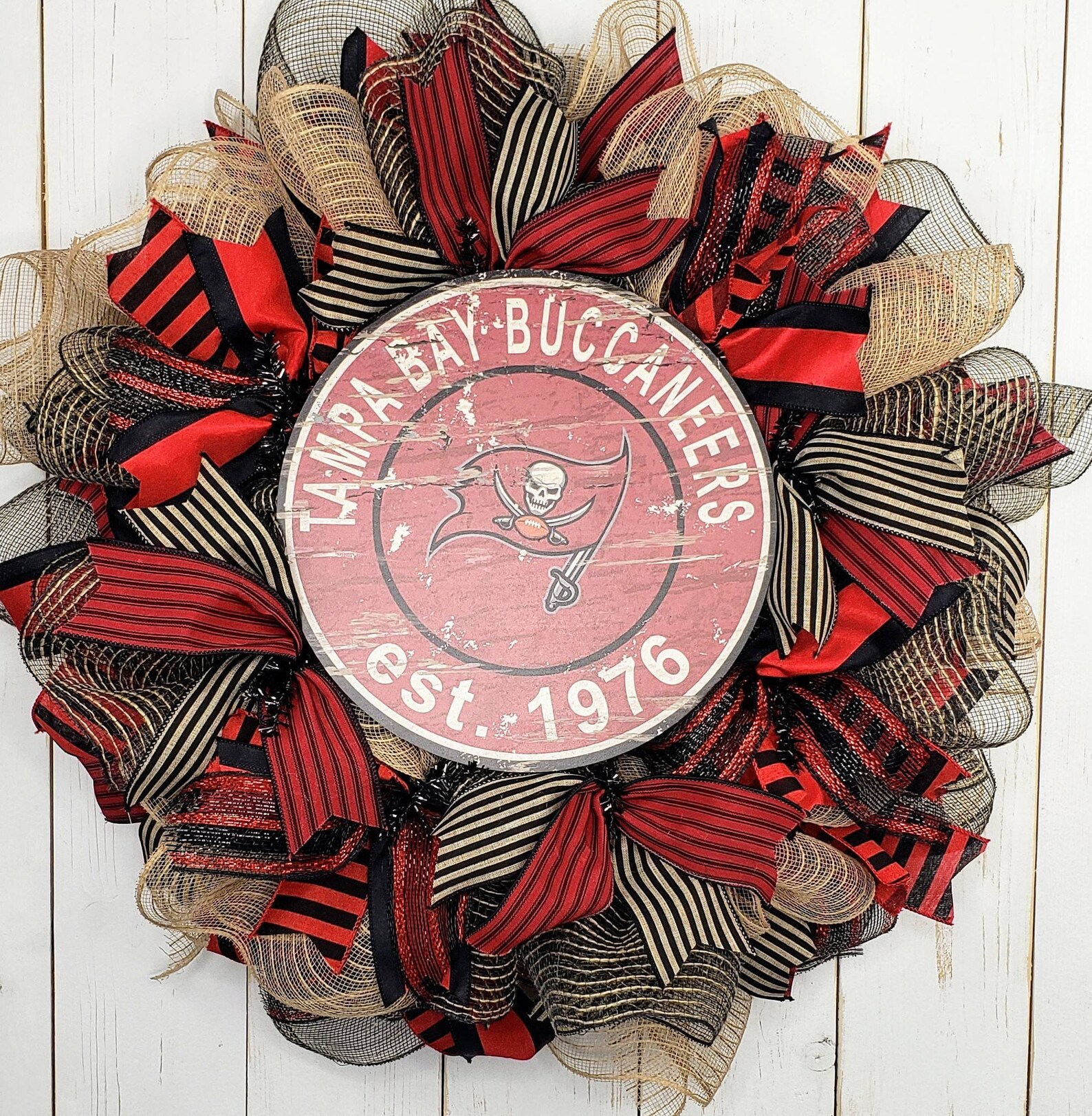 Tampa Bay Buccaneers Wreath, Deco Mesh, Sports Fan Door Decor - Etsy