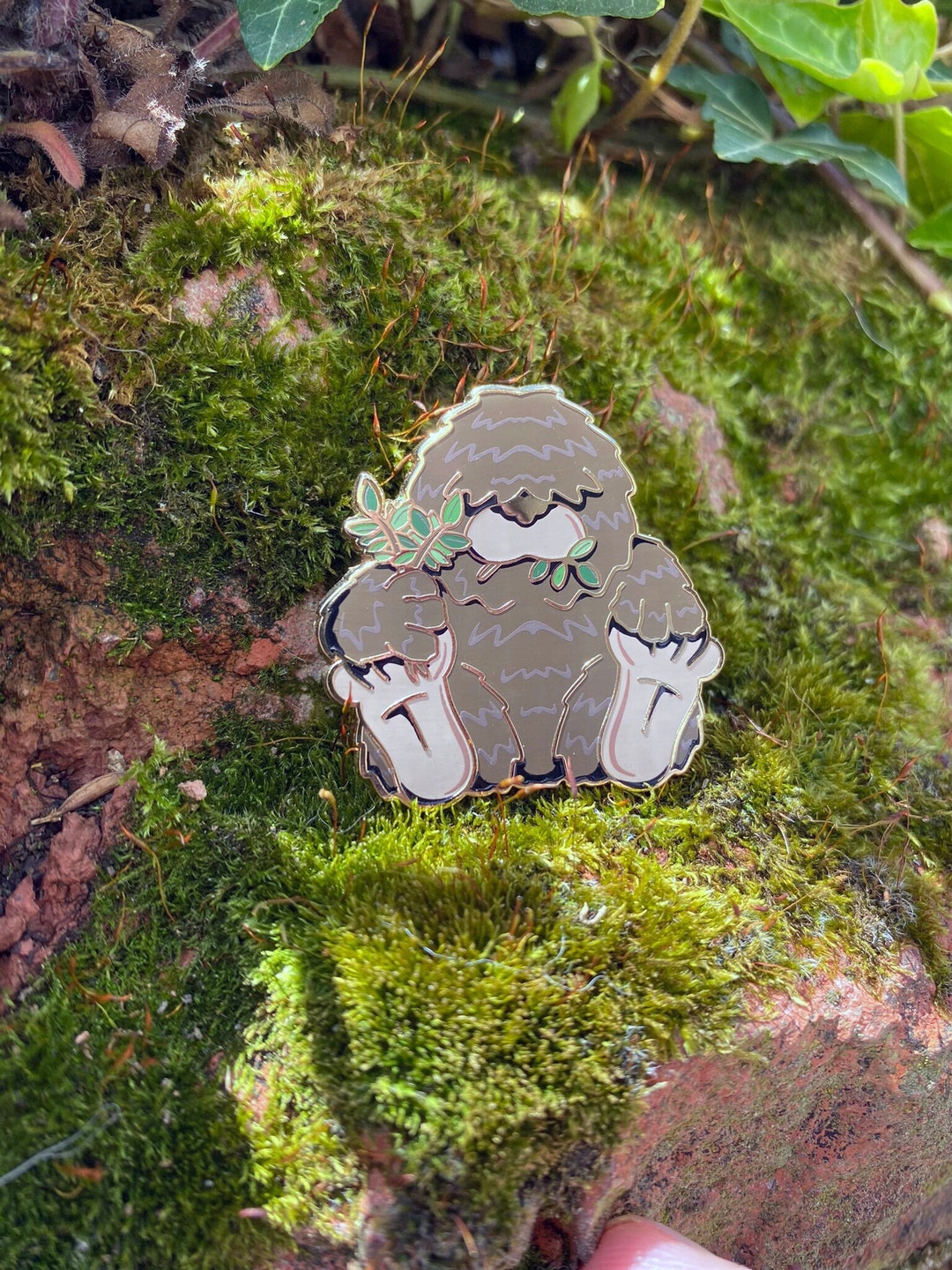 Bigfoot Enamel Pin // Sasquatch // 35mm Tall // Gold Plated // Cryptid ...