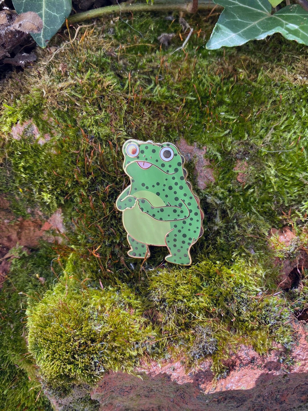 Loveland Frog Enamel Pin // 35mm Tall // Gold Plated // Cryptid Series ...