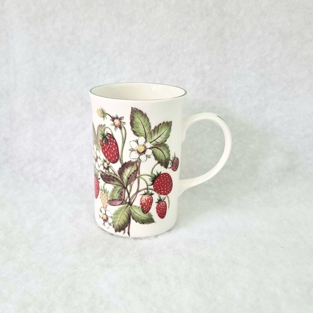Vintage Fine Bone China Strawberry Mug, Straberry Tea/coffee Mug St ...