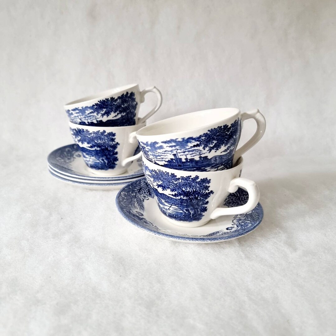 Vintage Churchill Blue Willow Pattern Teacups and Saucers, 2 Sets of ...