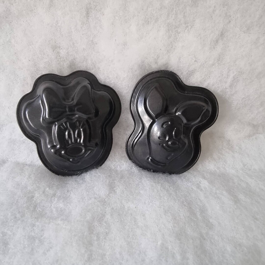 Vintage Disney Chocolate Moulds, Minnie Mouse Jello Candy Mould, Piglet ...