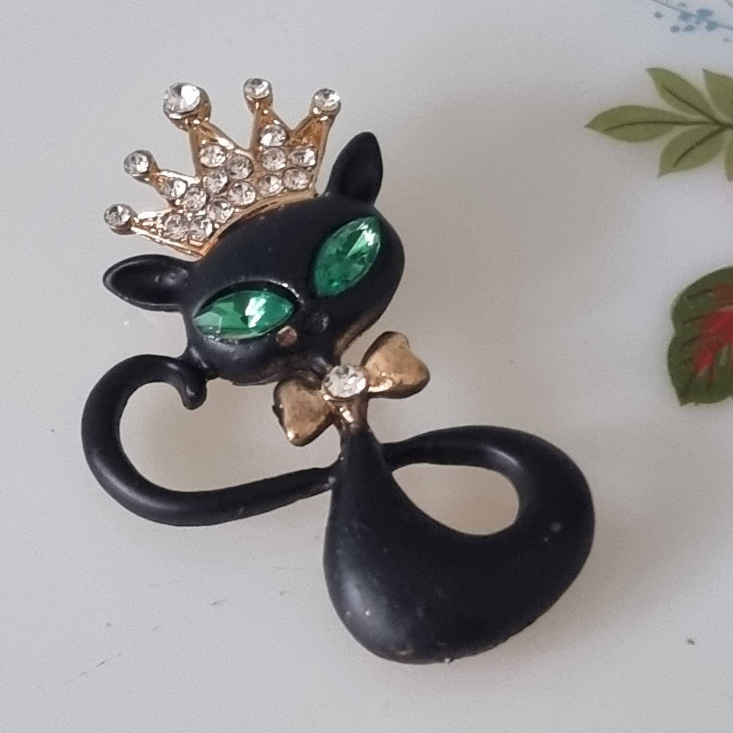 Vintage Black Cat Brooch Matt Enamel Black Crowned Cat Etsy