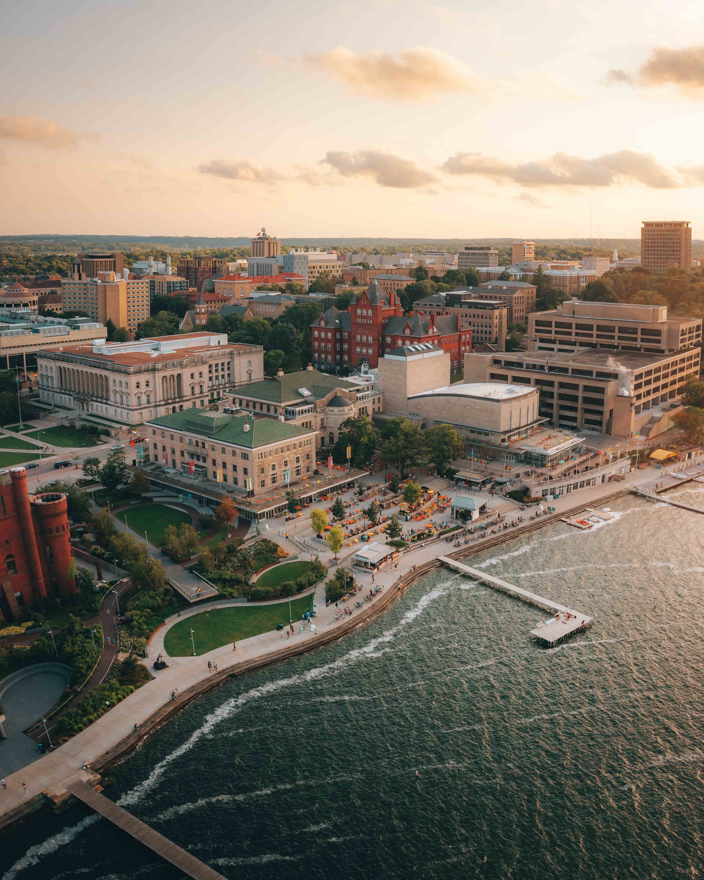 Memorial Union Uw-madison Terrace in Madison, Wisconsin- Samuel Li ...