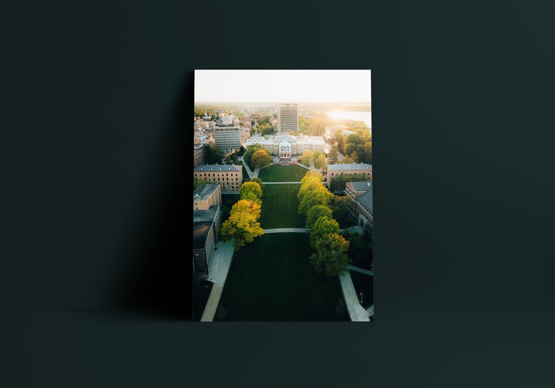 Bascom Hill on Uw-madison Campus in Madison, Wisconsin - Samuel Li ...