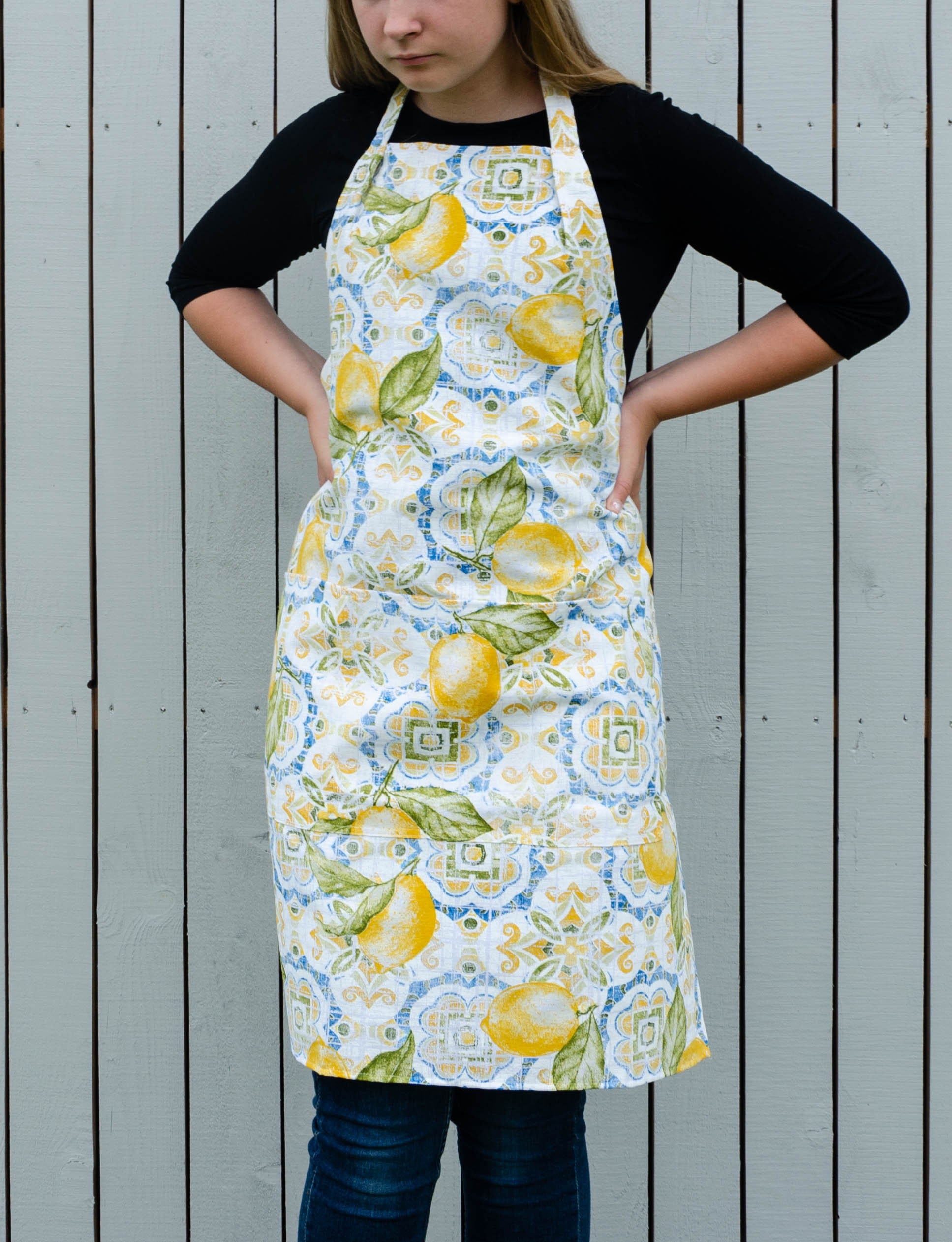 Aprons for Women. Yellow Lemon Print Full Apron for Woman. Kitchen ...