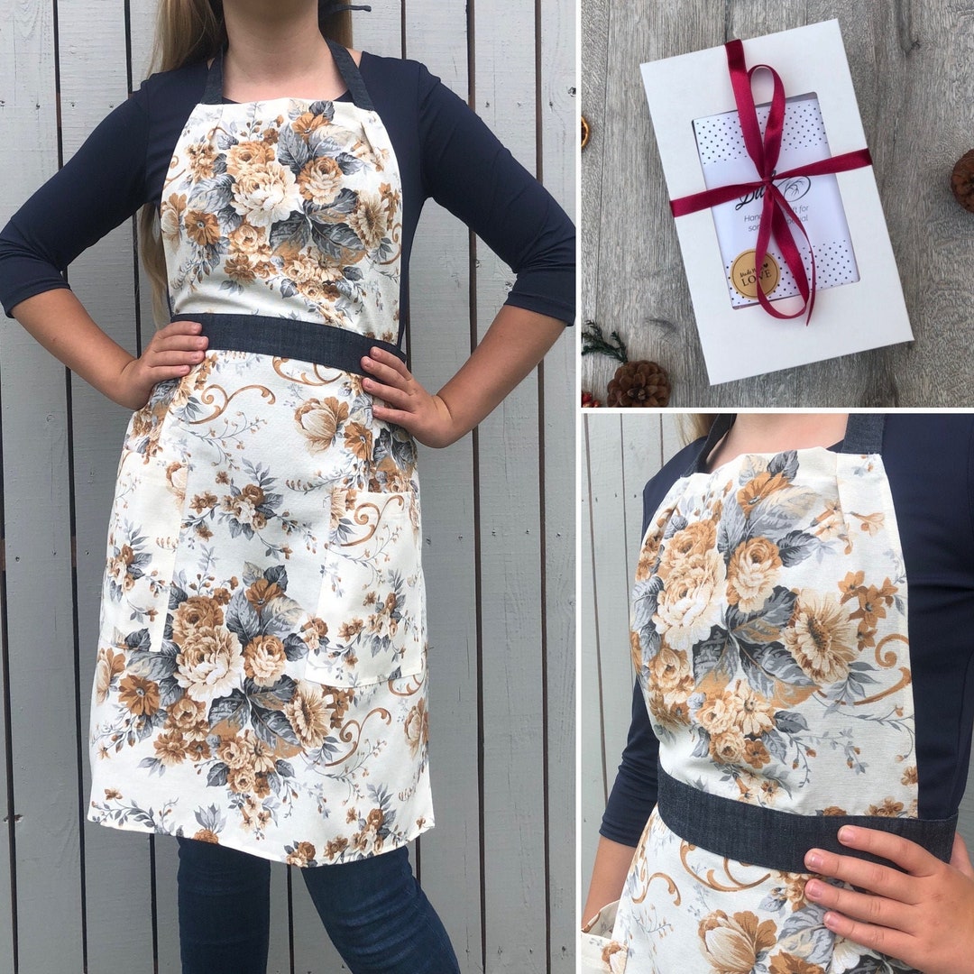 Golden Roses Aprons for Women. Floral Print Full Kitchen Apron - Etsy