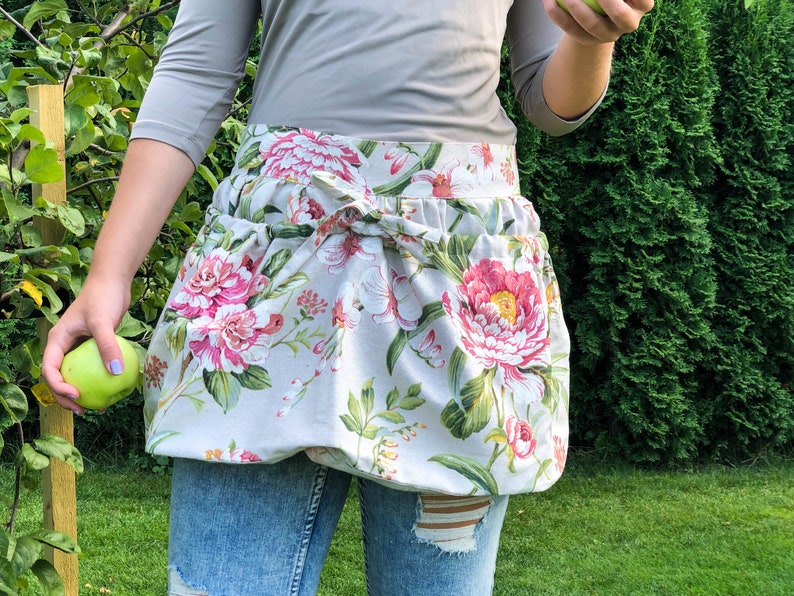 Gathering Apron With Tie Closure. Floral Garden Apron. Harvest - Etsy