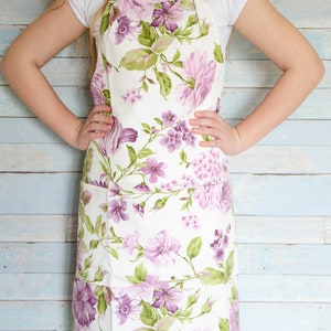 Aprons for Women. Purple Peony Full Apron for Woman With Pockets ...