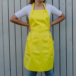 Aprons for Women. Yellow Full Apron for Woman, Woman Apron With Pockets ...