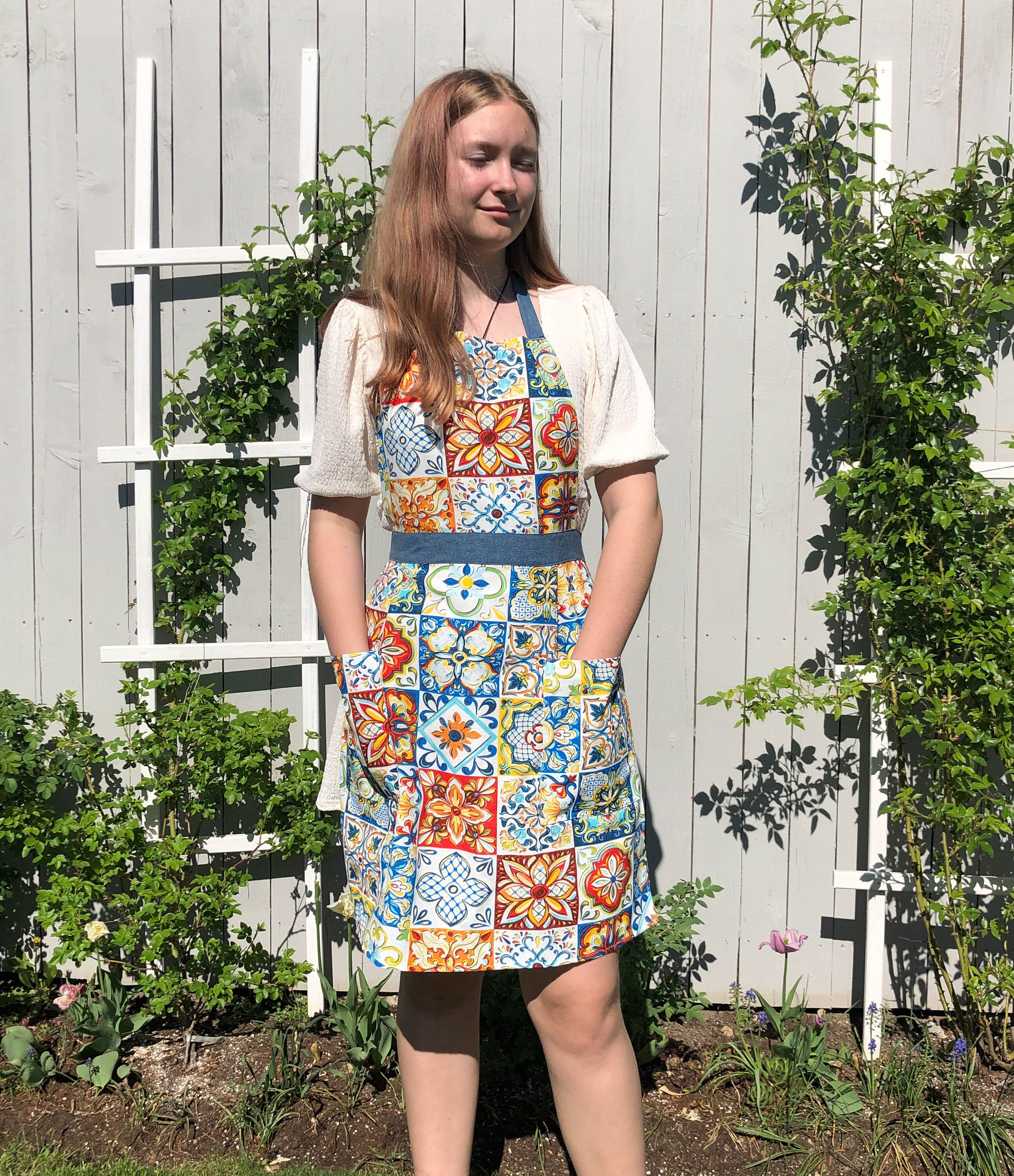 Colourful Farmhouse Apron for Women, Tiles Print Retro Style Woman ...