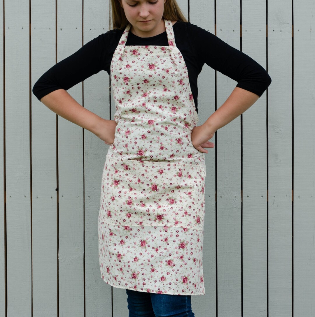 Roses Print Full Aprons for Women With Pockets. Floral Kitchen Apron ...