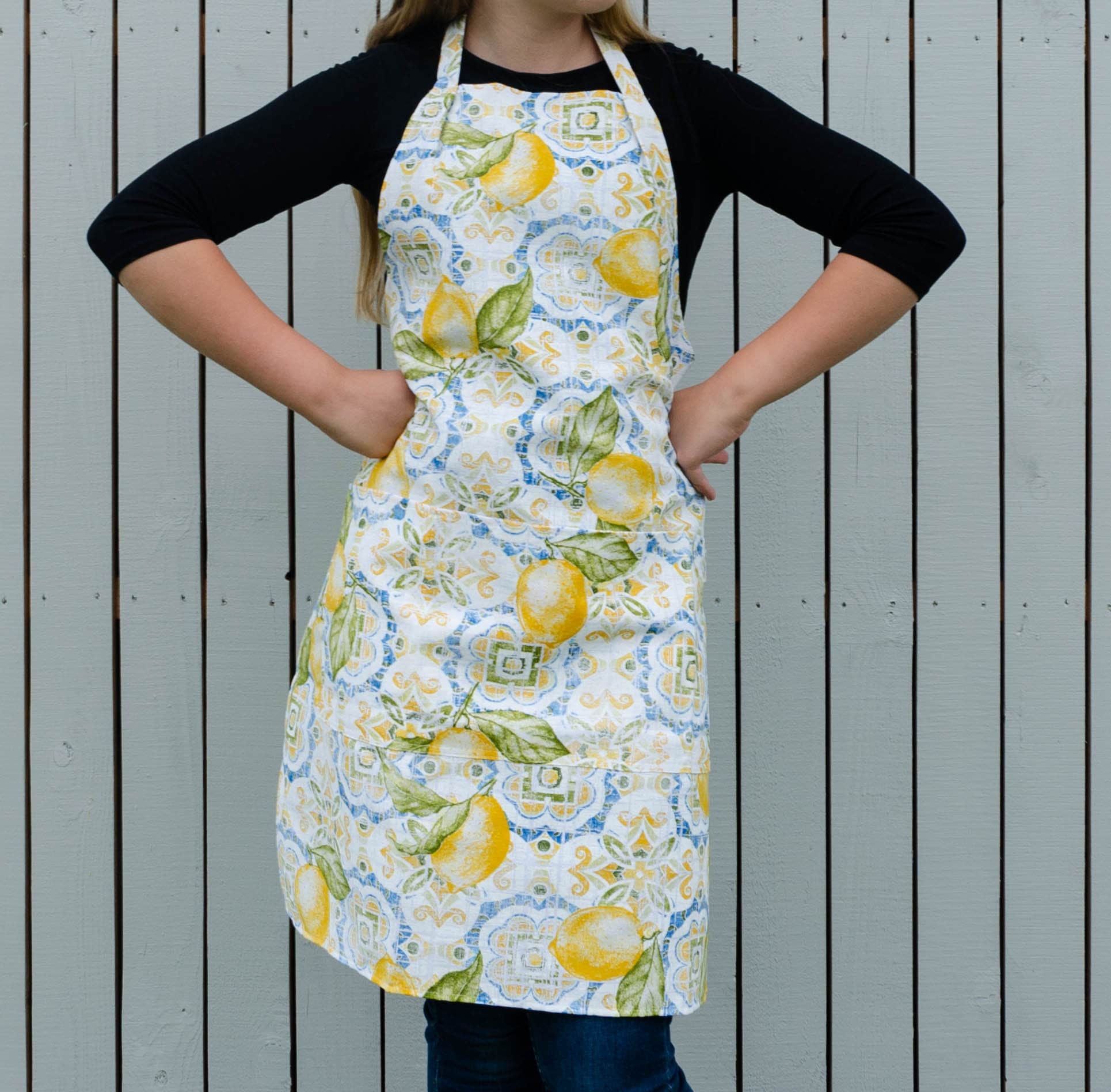 Aprons for Women. Yellow Lemon Print Full Apron for Woman. Kitchen ...