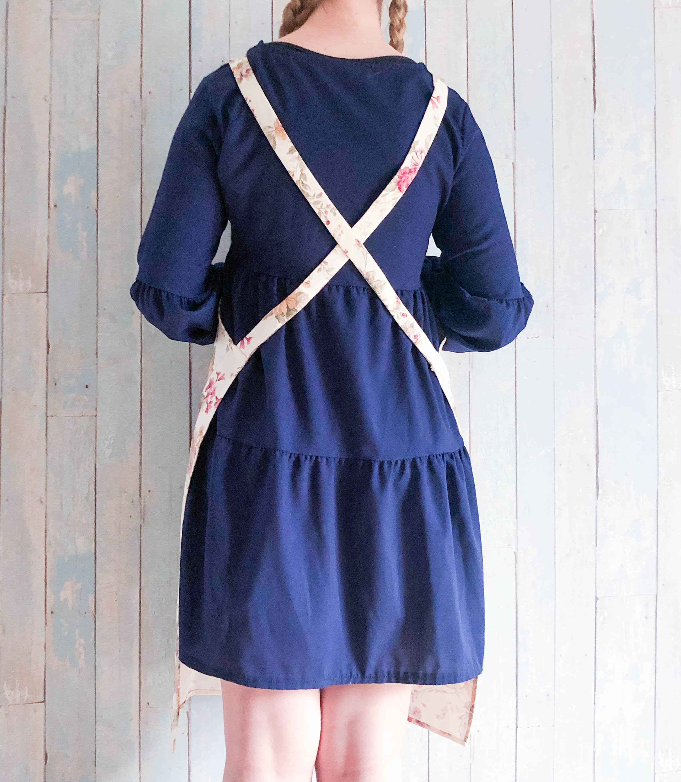 Rose Print Cross Back Apron for Woman With Pockets. Floral Kitchen ...