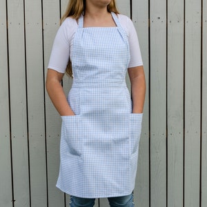 Aprons for Women. Blue Checked Full Kitchen Apron for Woman, Gingham ...