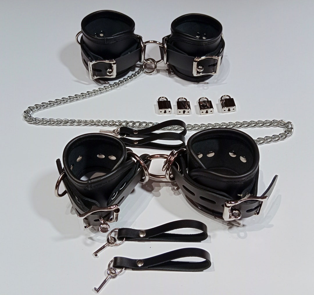 Clamp Bands Handcuffs With a Padlock Premium Leather Bondage BDSM ...
