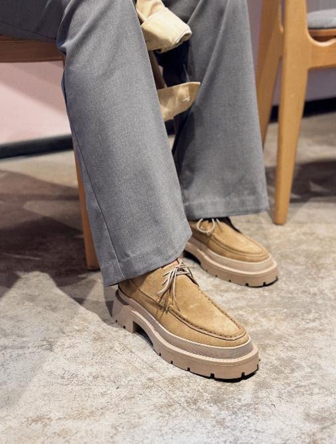 Suede Leather Lacing Autumn Shoes for Women, Comfy and Massive Low Heel ...