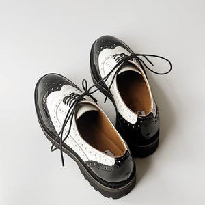 Black and White Oxford Shoe Woman, Woman Shoe, Oxford Shoe Woman ...