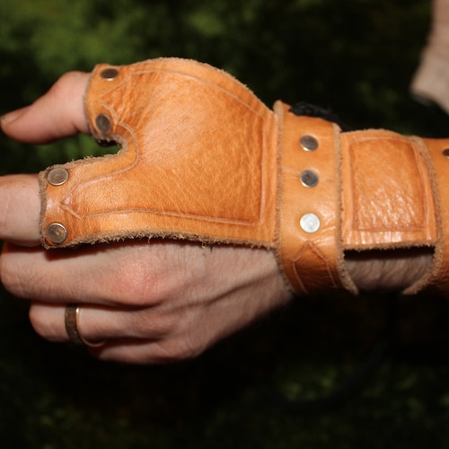 Leather Hand Guard for Archery - Etsy