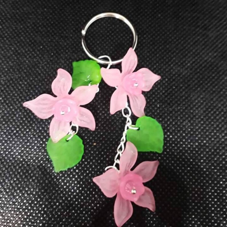 Flower Keyring - Etsy