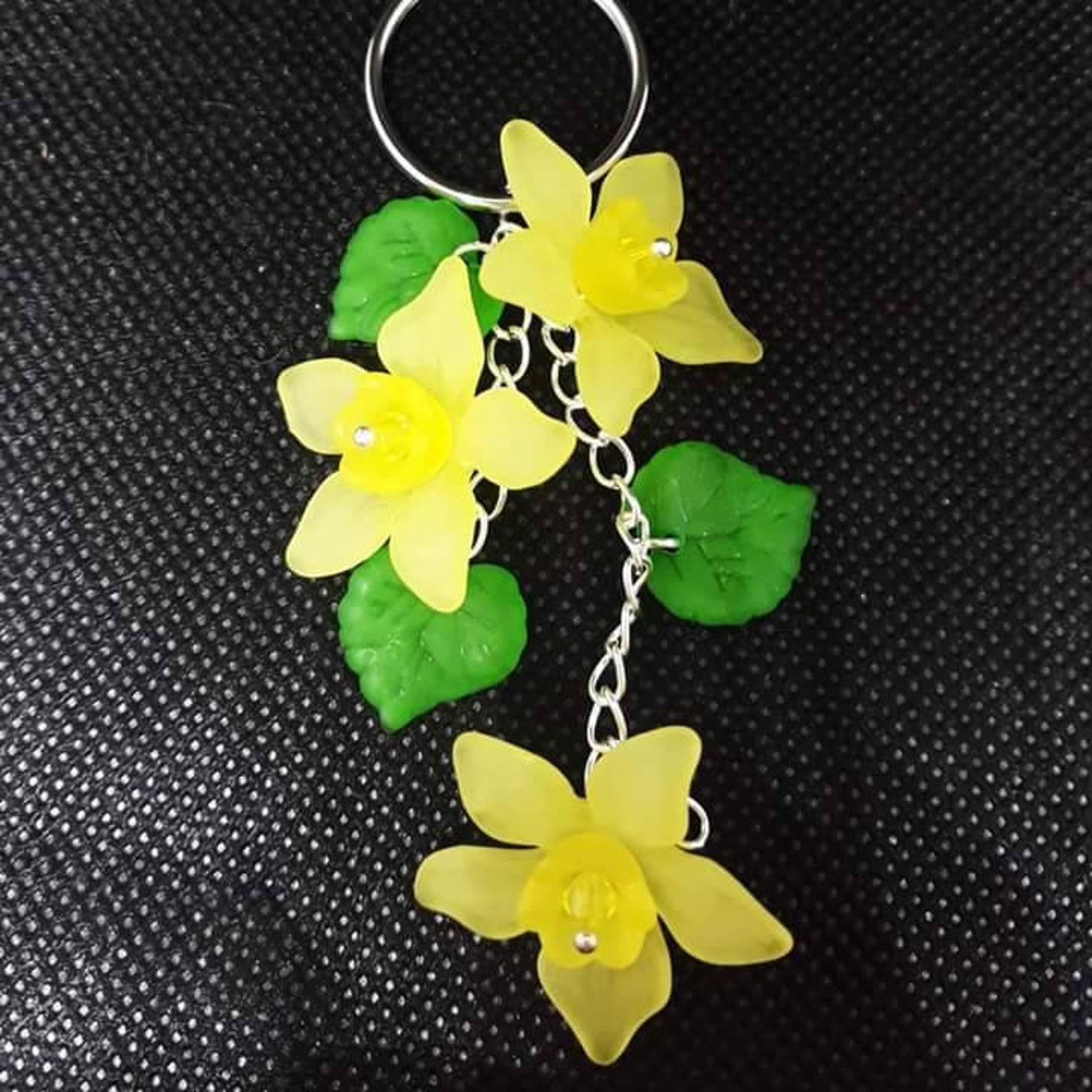 Flower Keyring - Etsy