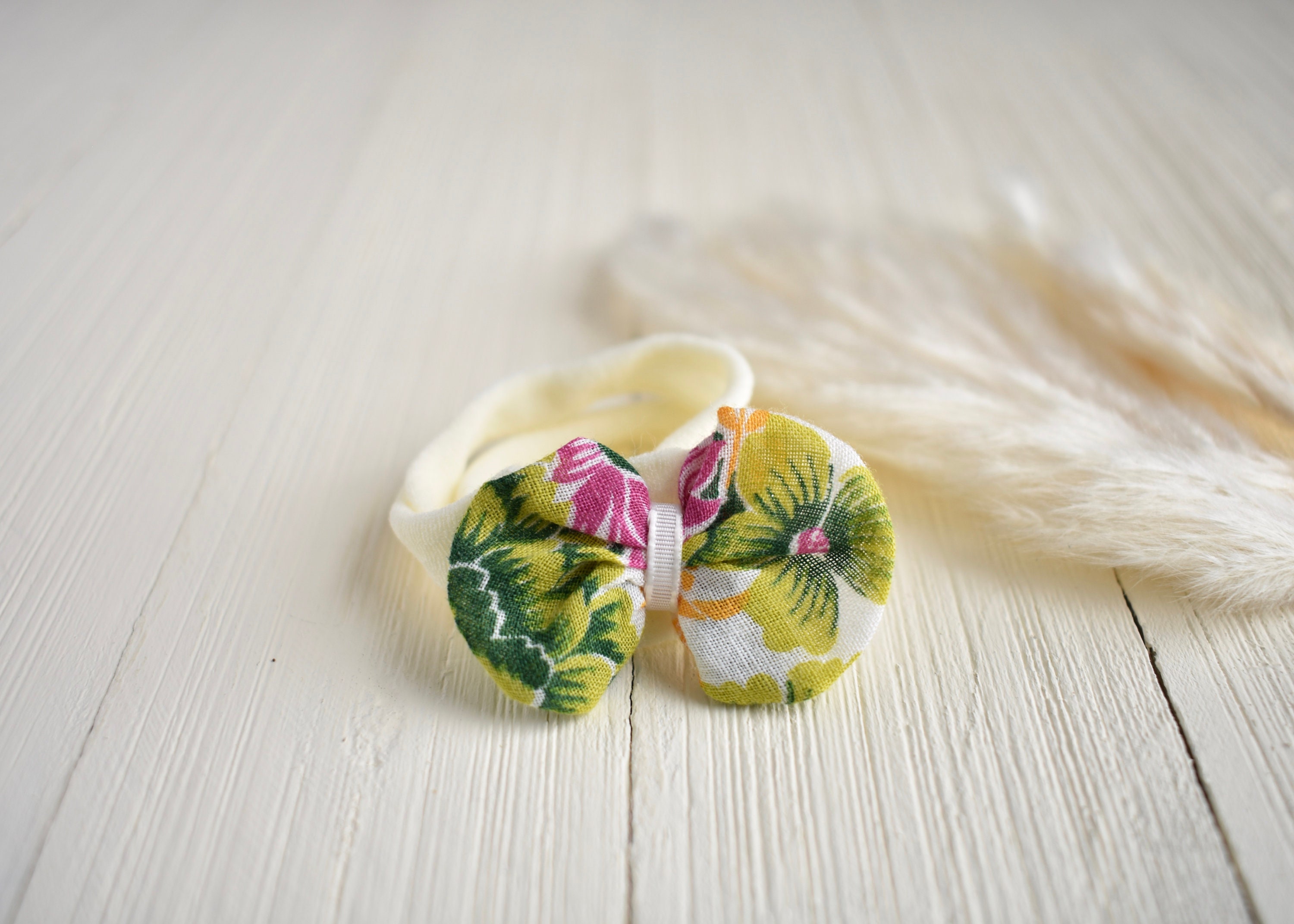 Vintage Handkerchief Bubble Bow With Nylon Headband - Etsy