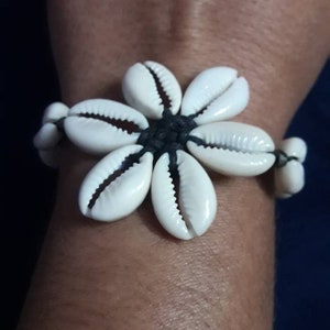 Handmade Beautiful Natural Shell Kodi Flower Design - Etsy