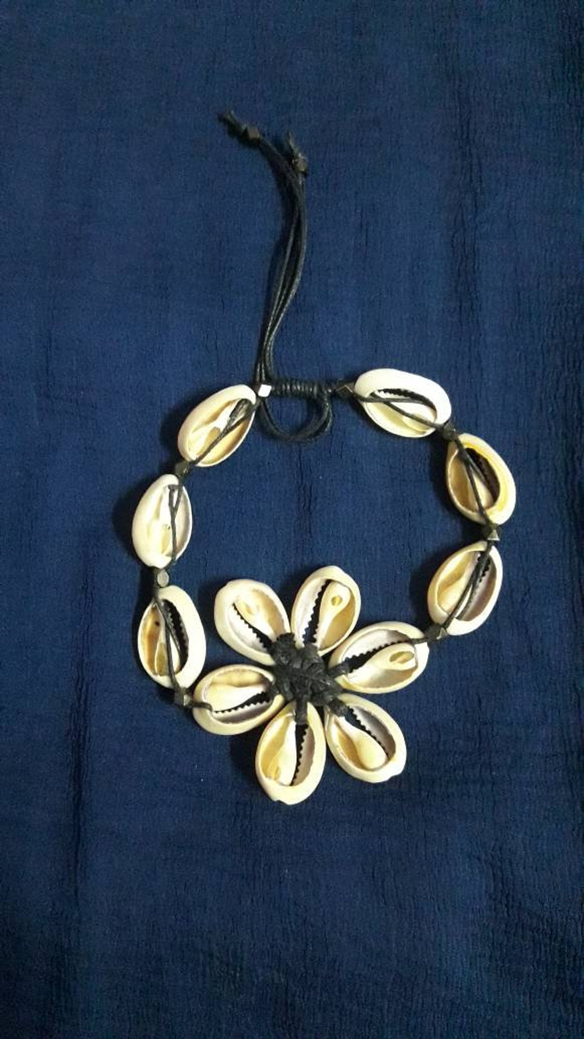 Handmade Beautiful Natural Shell Kodi Flower Design | Etsy