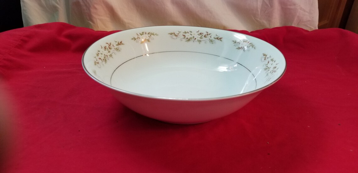 326 Springtime by International Silver Co 9 in Round Vegetable Bowl - Etsy