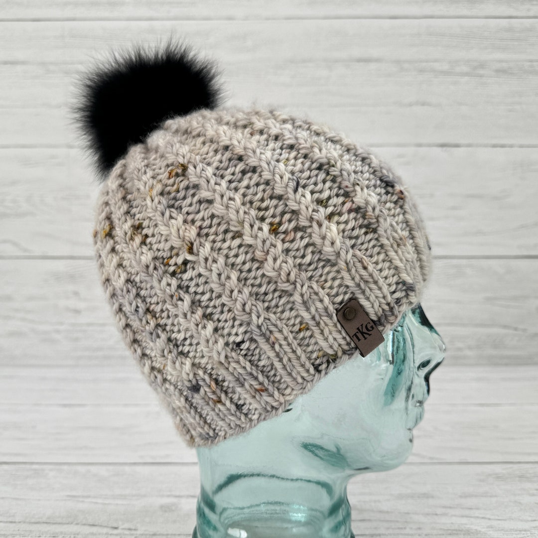 Corkscrew Cables Hat Knit Pattern Bulky Yarn - Etsy