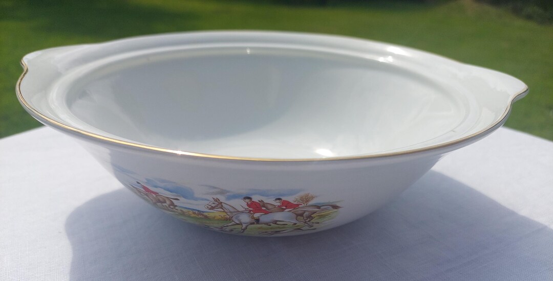A Large Serving Tureen With an English Foxhunting Scene to Decorate ...
