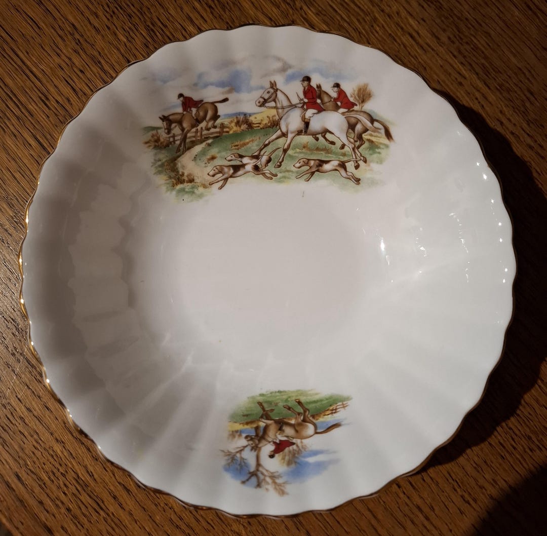 A Bone China Dessert Bowl Featuring the Prettiest Fox Hunting Scenes in ...