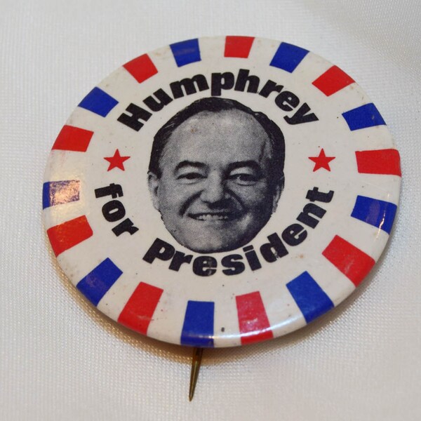 Humphrey Button - Etsy