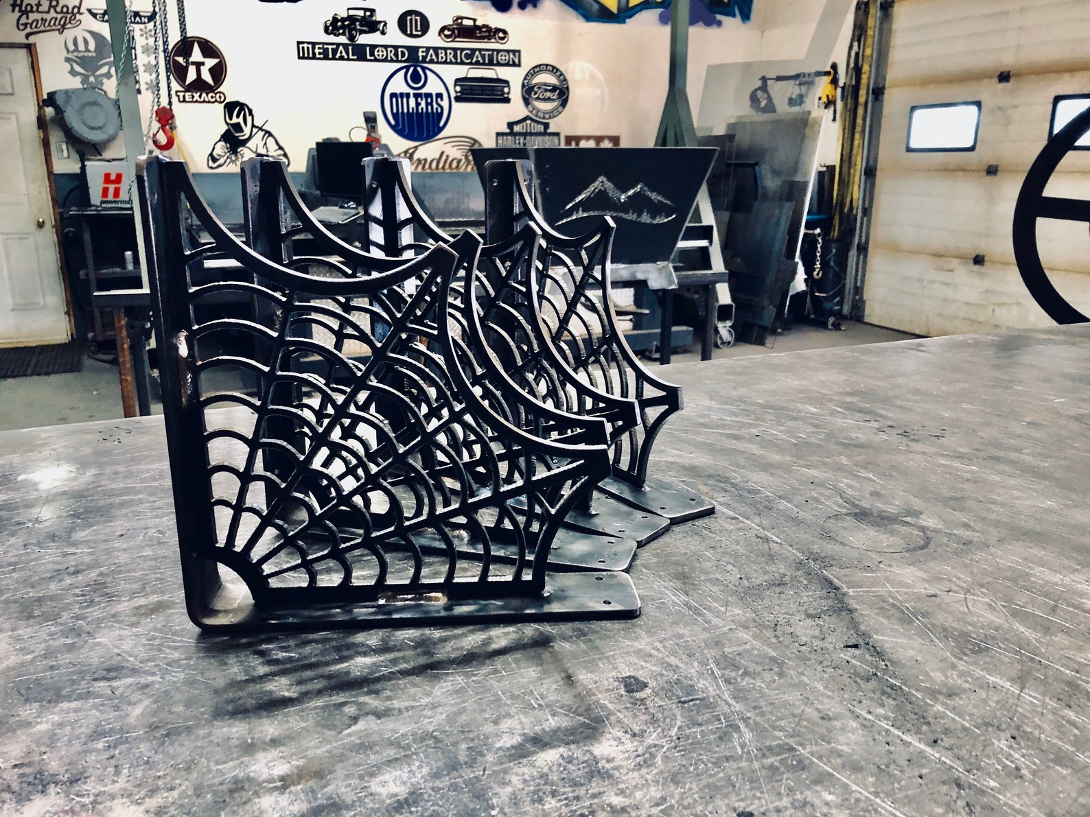 Steel Spider Web Shelf Bracket 12" - Etsy