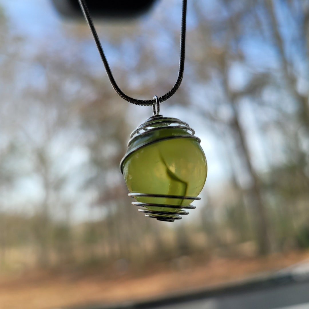 Necklace With a Cat Eye Uranium Marble Yellow Radioactive Jewelry Uv ...