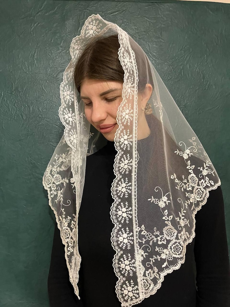 Ivory Lace Chapel Veil Mantilla - Catholic Mass Head Covering - Etsy